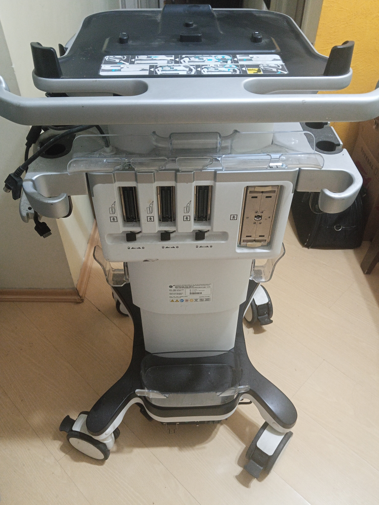 Equipamentos - Hospitalares GE VIVID IQ - Portal do Médico